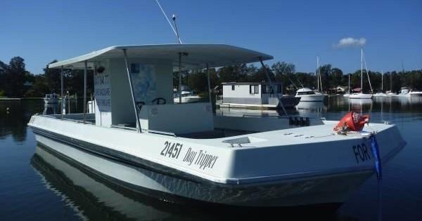 Day Tripper Boat Hire | Lake Mac Watersports